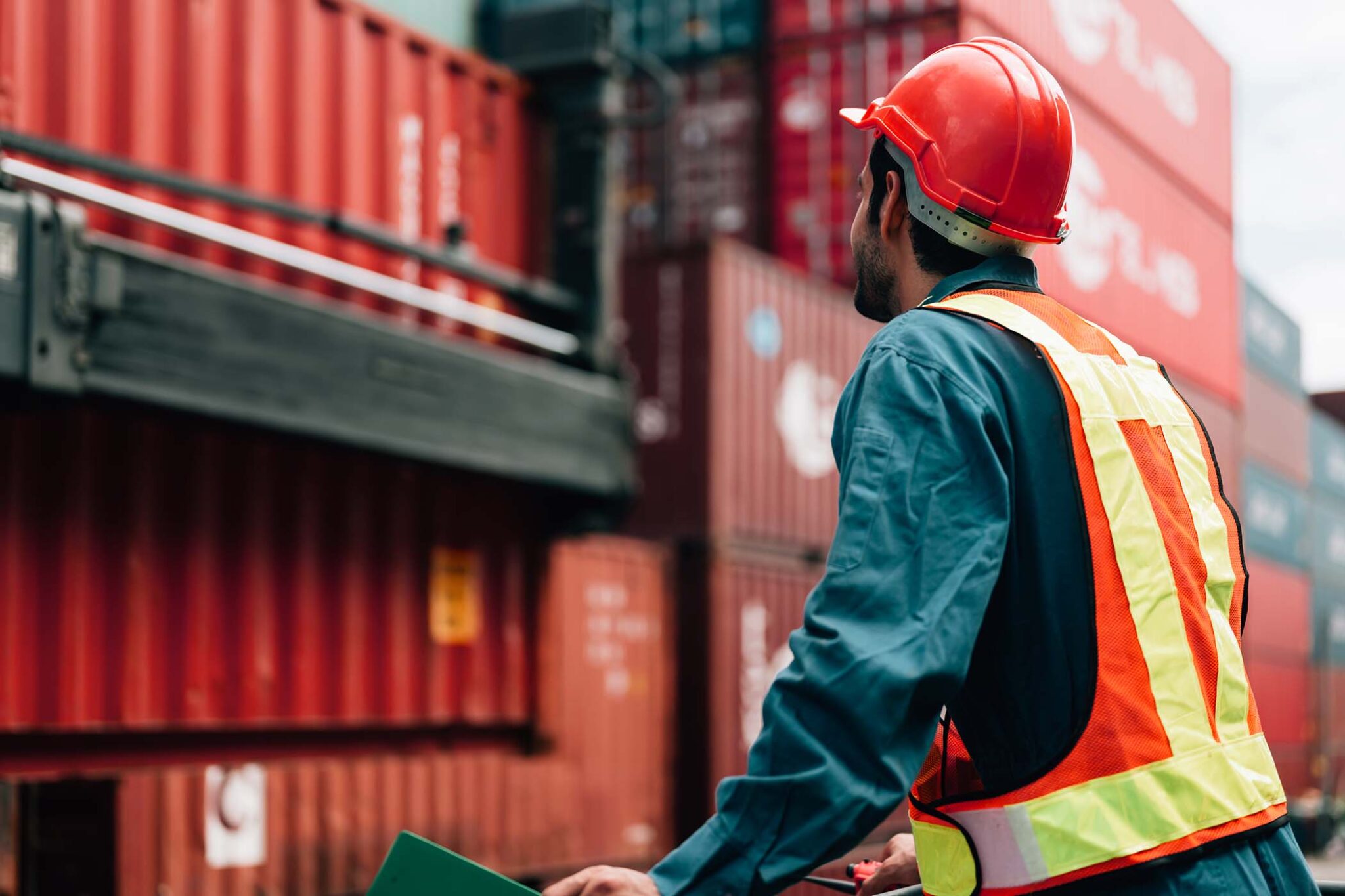 SOP Logistik: Pengertian, Tujuan, Manfaat, Komponen & Contoh Praktis ...